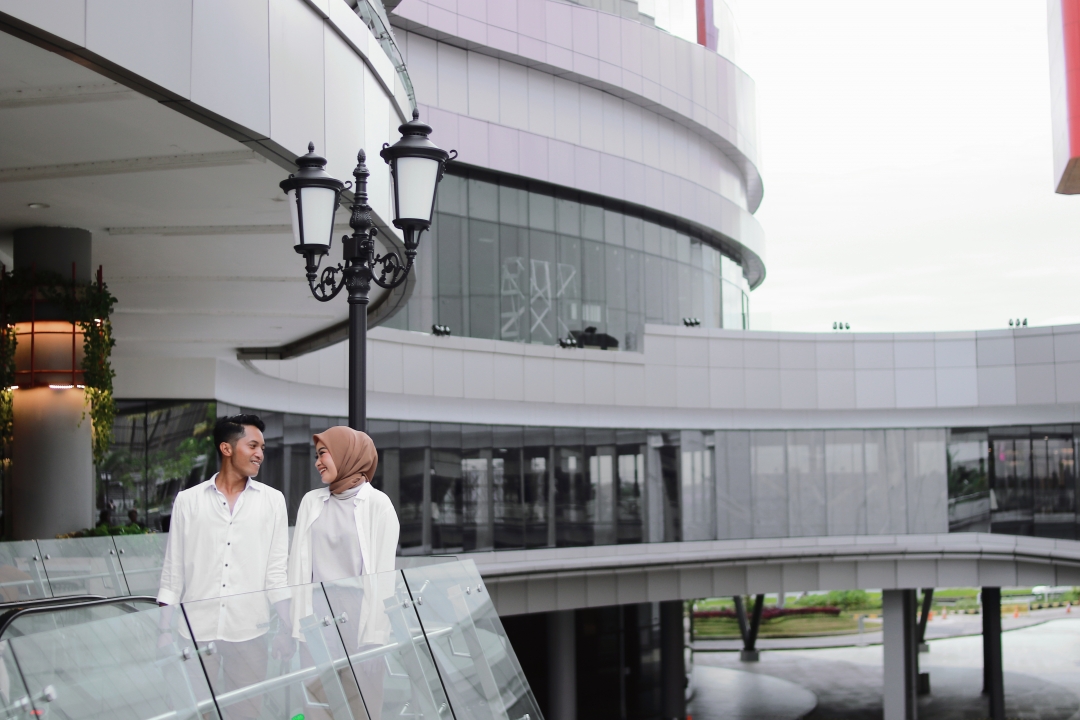 Website Pernikahan Briptu Rizky Ari Prakoso, S.H dan Briptu Shela ...